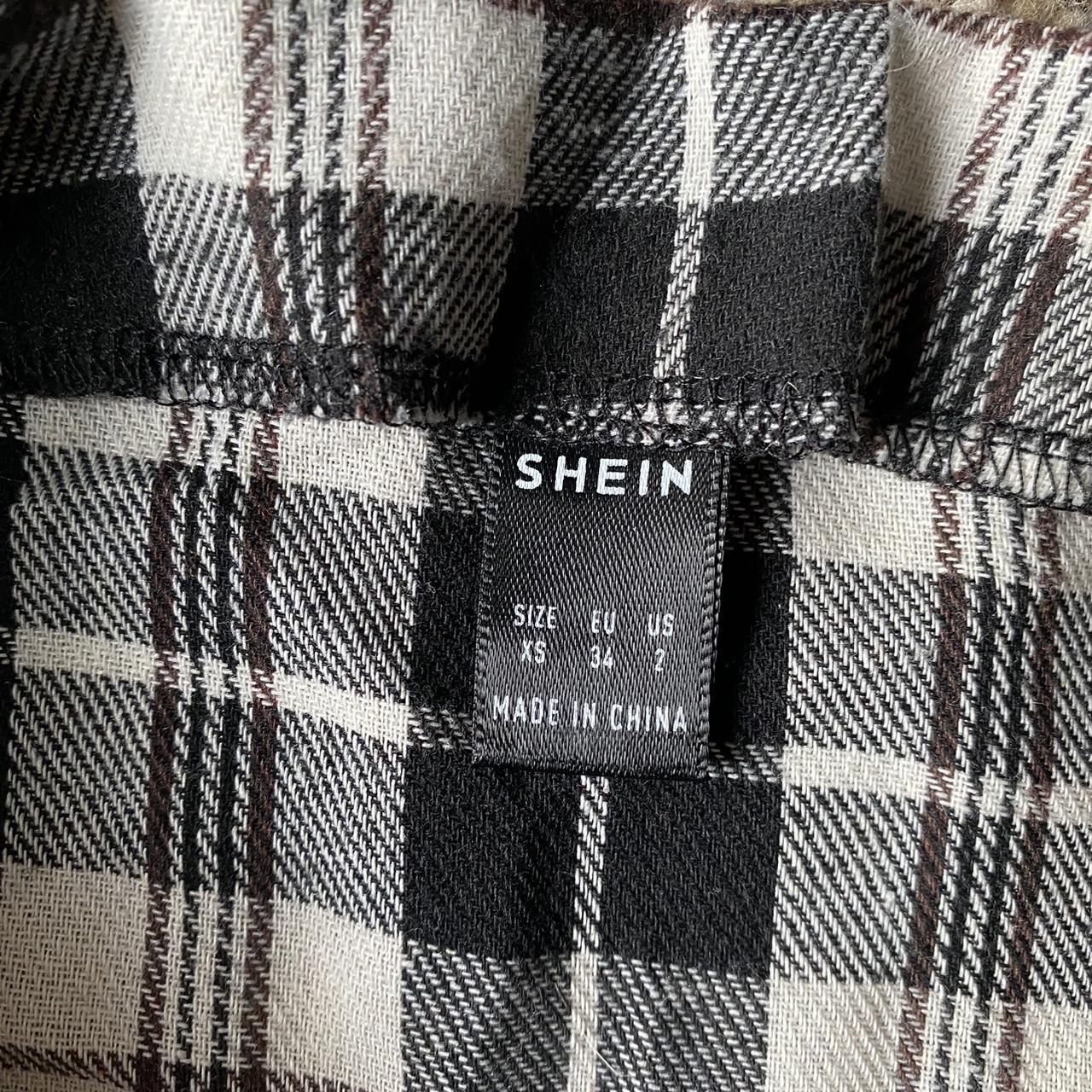 Black and white Plaid skirt from Shein. XS - Depop