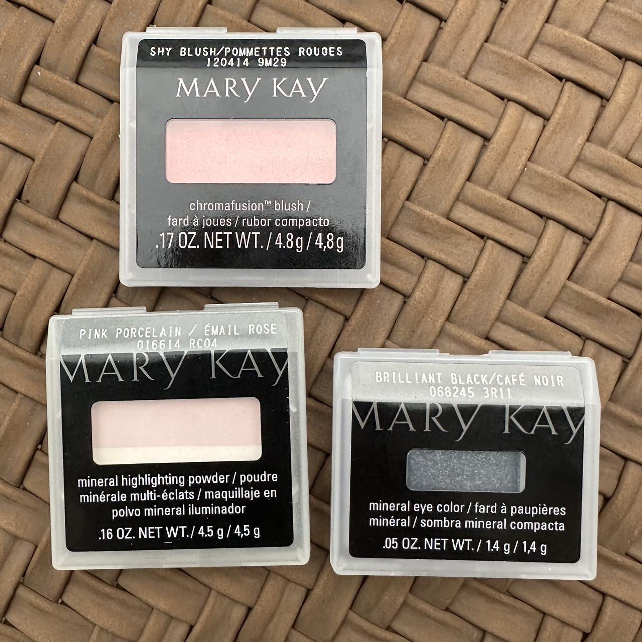 MARY KAY CHROMAFUSION BLUSH Shy blush + Mineral... - Depop