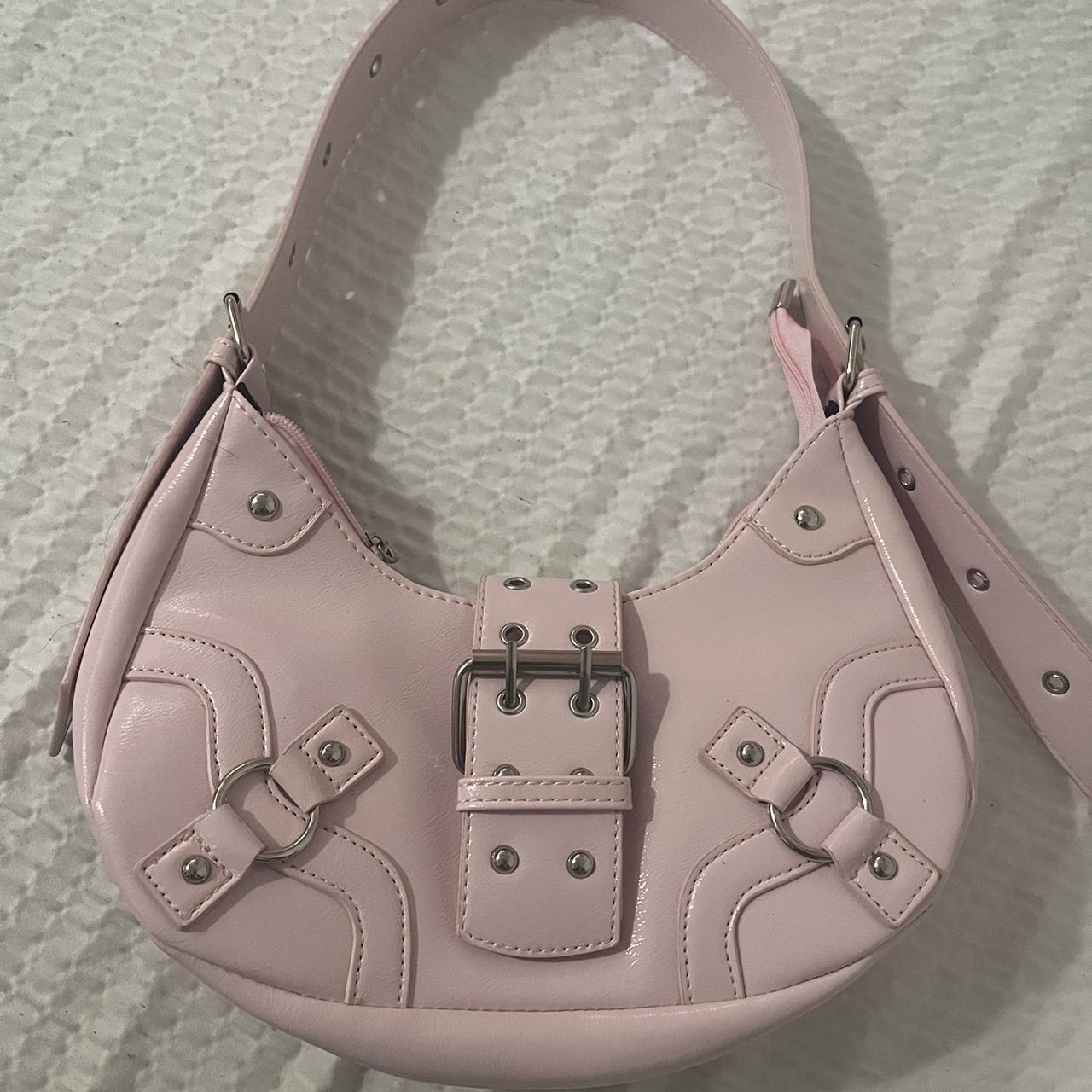 super pretty pink purse, gives y2k i got it from... - Depop