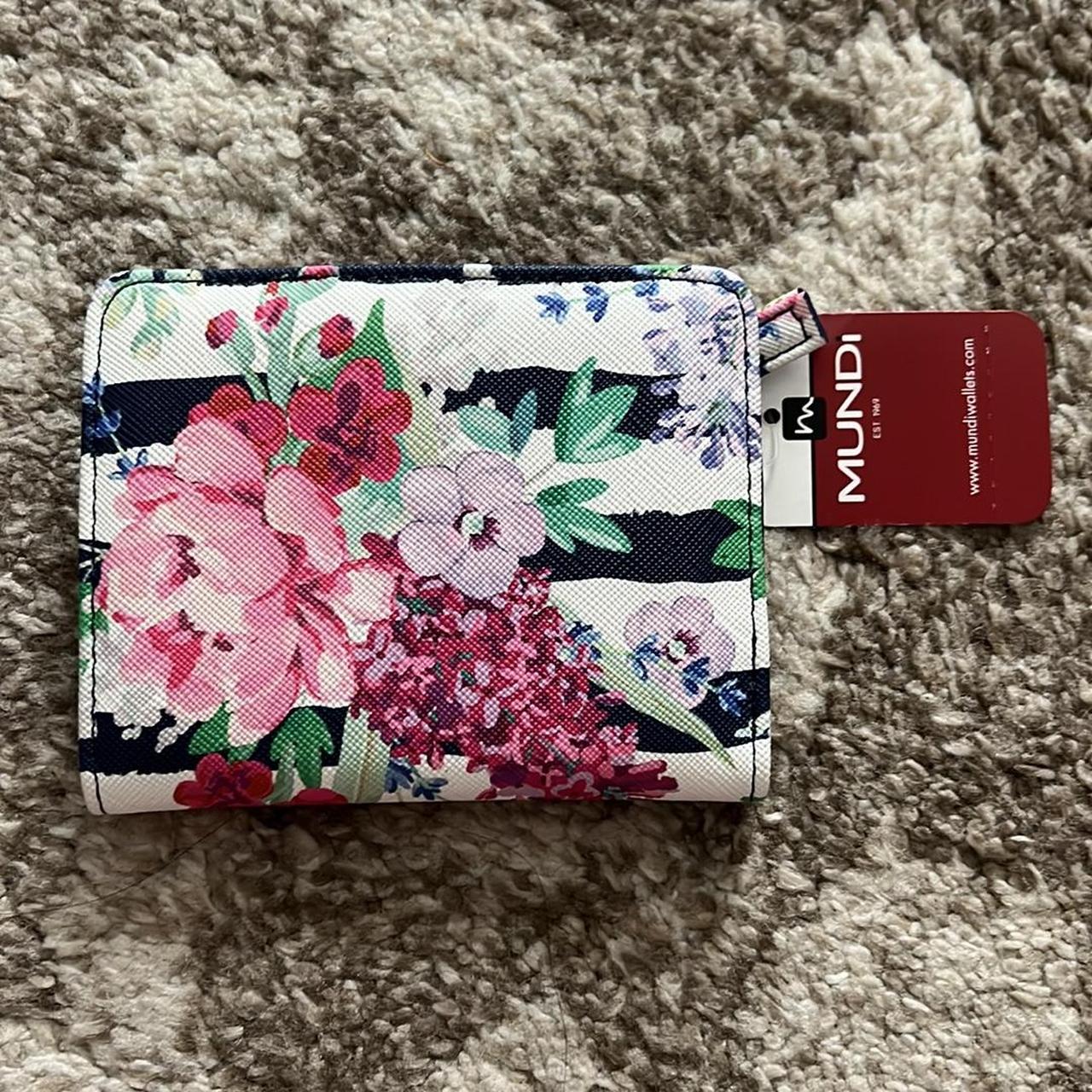 #Mundi mini billfold floral wallet - Depop