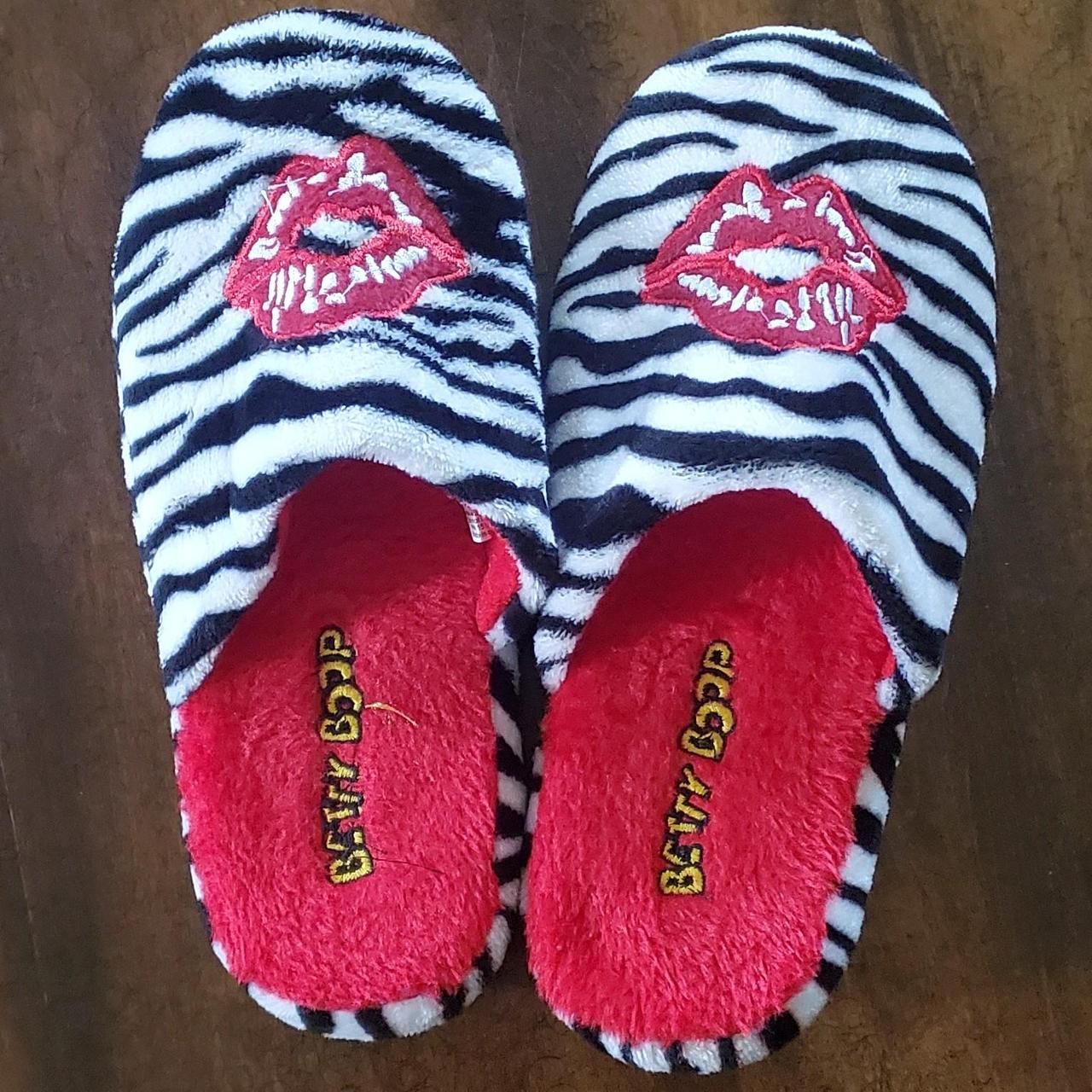Super Cute Vintage 80s Style Betty Boop Zebra Print... - Depop