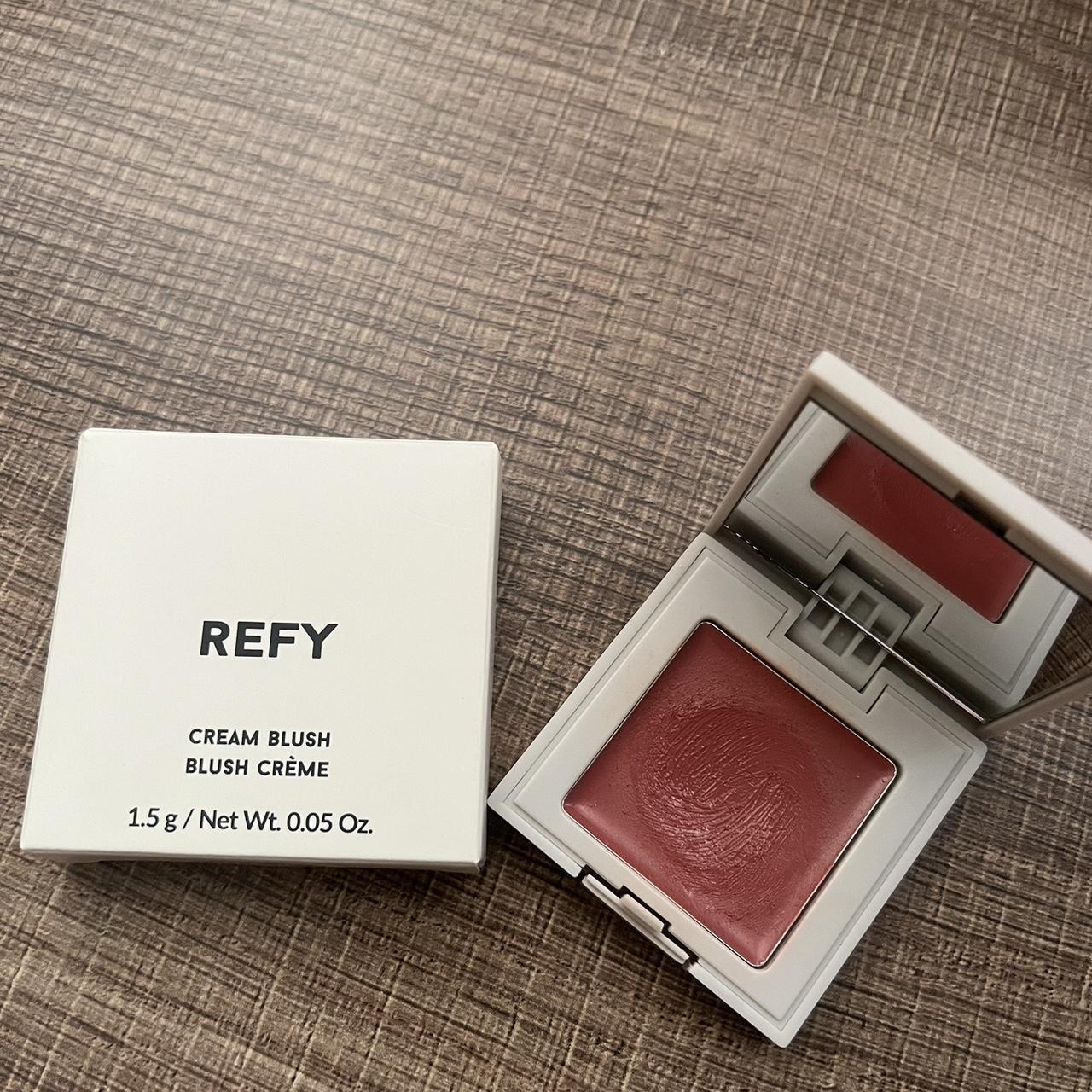 Refy Makeup | Depop