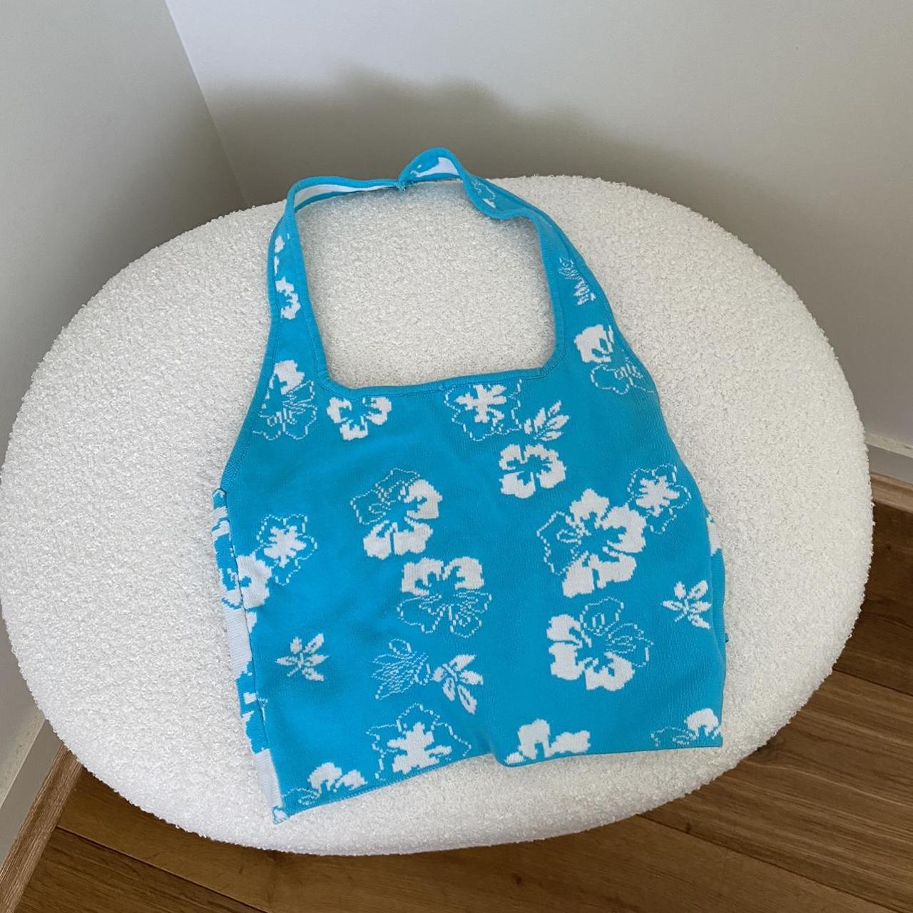 glassons halter top twist back cutest back detail -... - Depop