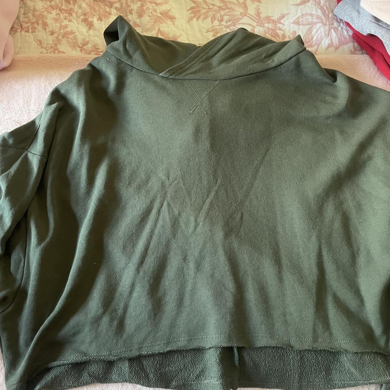 fabletics cropped hoodie in army green - Depop
