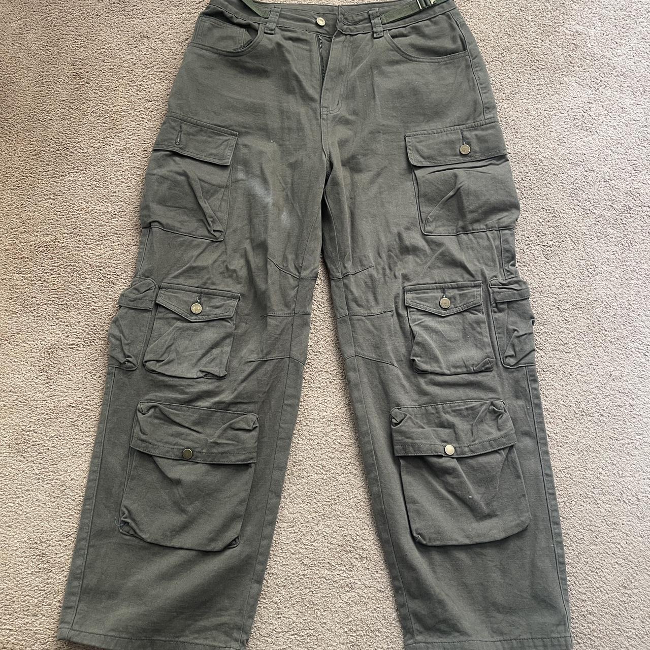 Green Cargo Pants - Depop