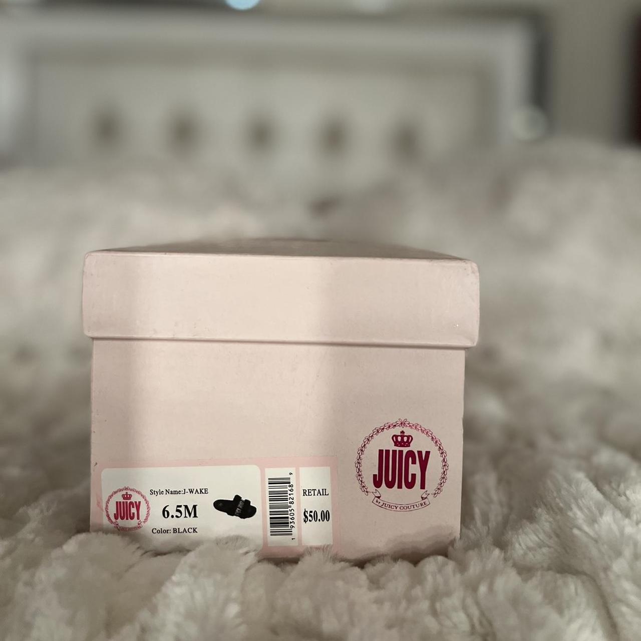 Juicy Couture Women's Black and Silver Slides | Depop