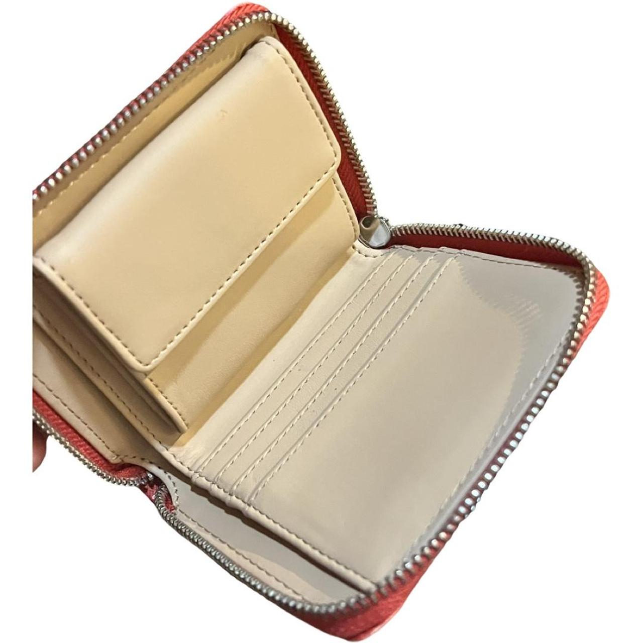 Like New Guess Wallet - Depop