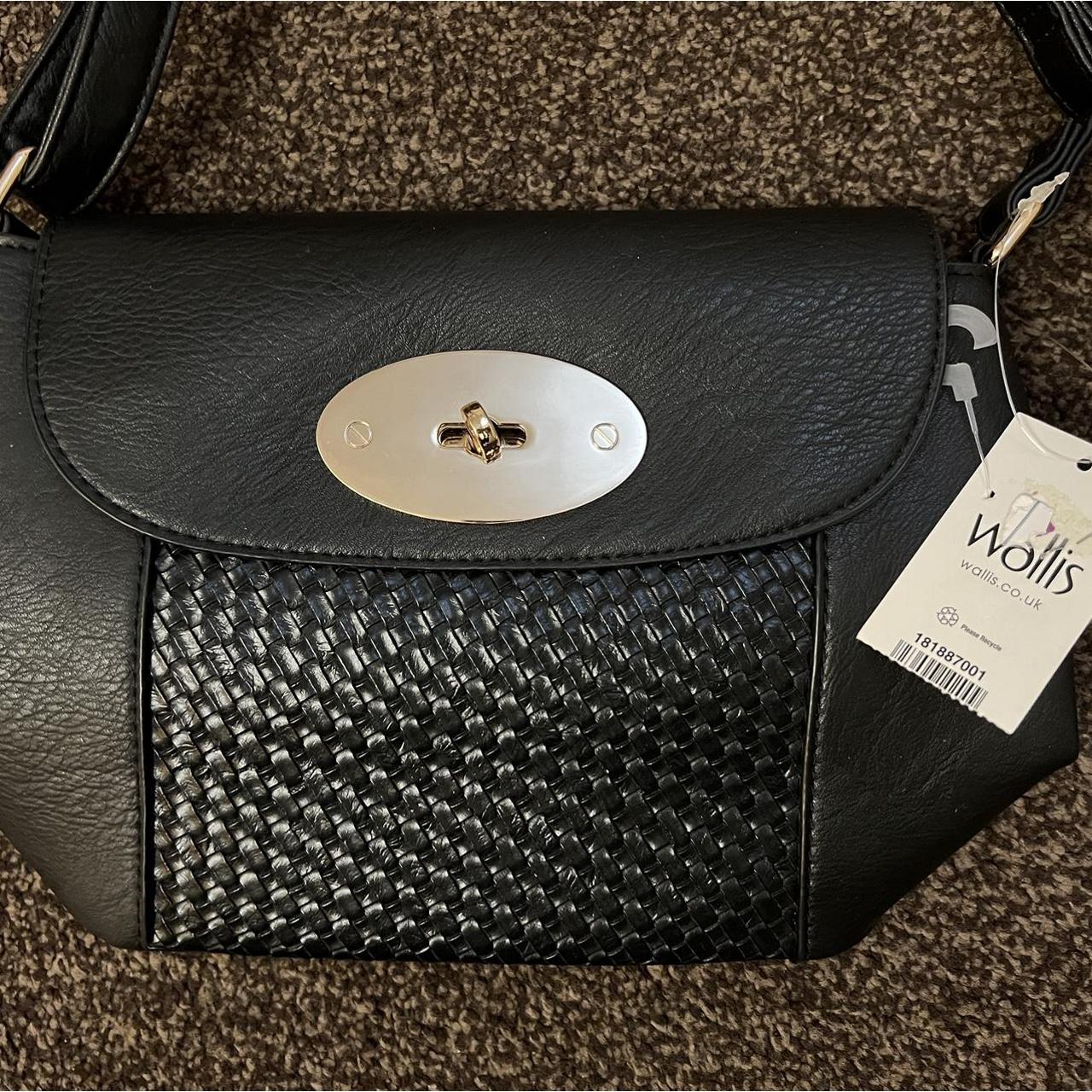 Wallis Women's Bag | Depop