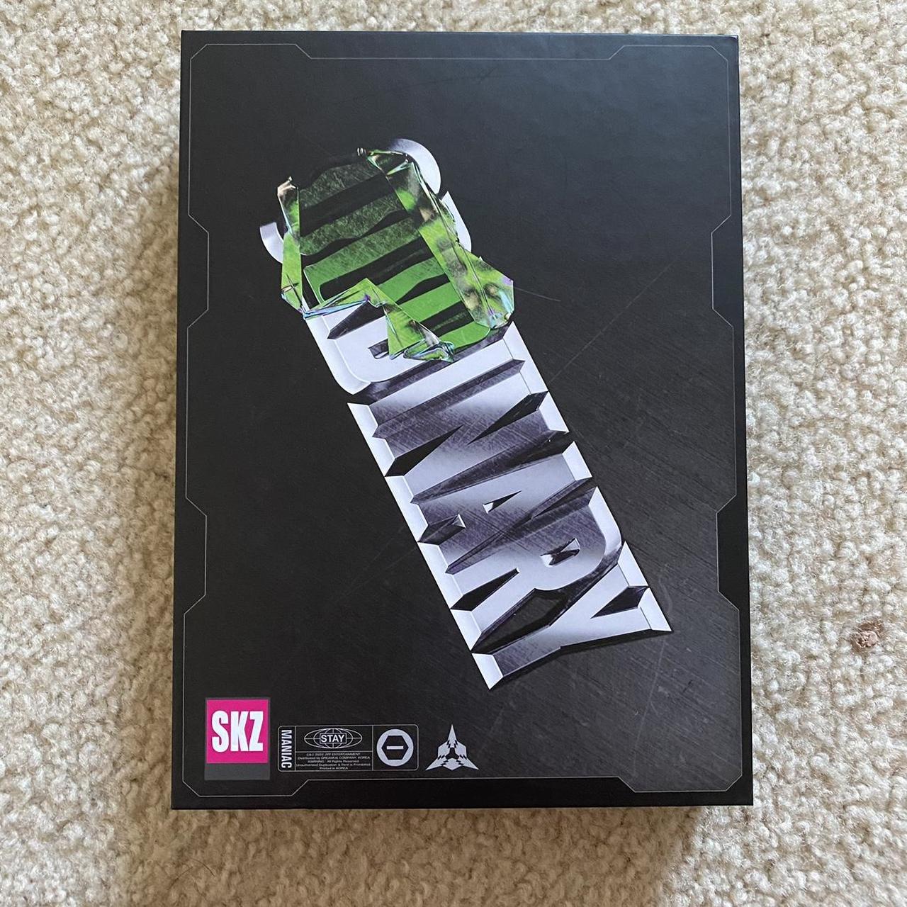 oddinary stray kids album inclusions shown in photo - Depop