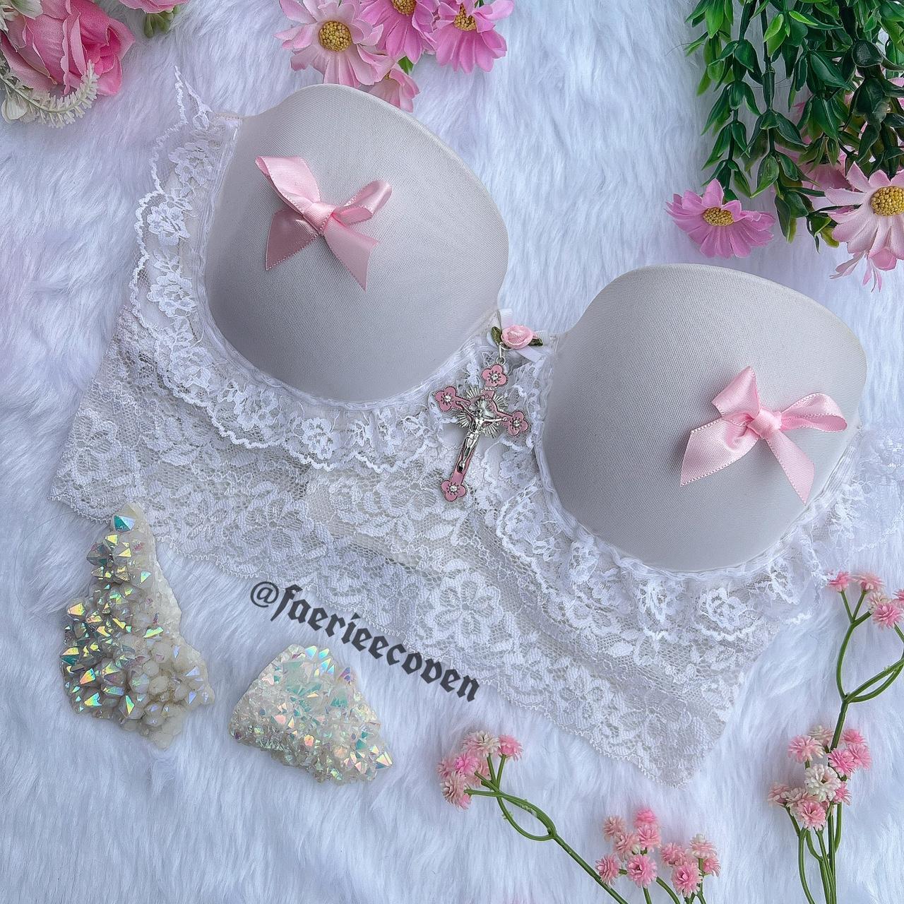 🎀 the cutest lace bra / bralette 🎀 Upcycled by... - Depop