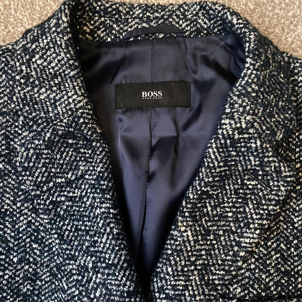 Hugo Boss Men's Navy and White Coat | Depop