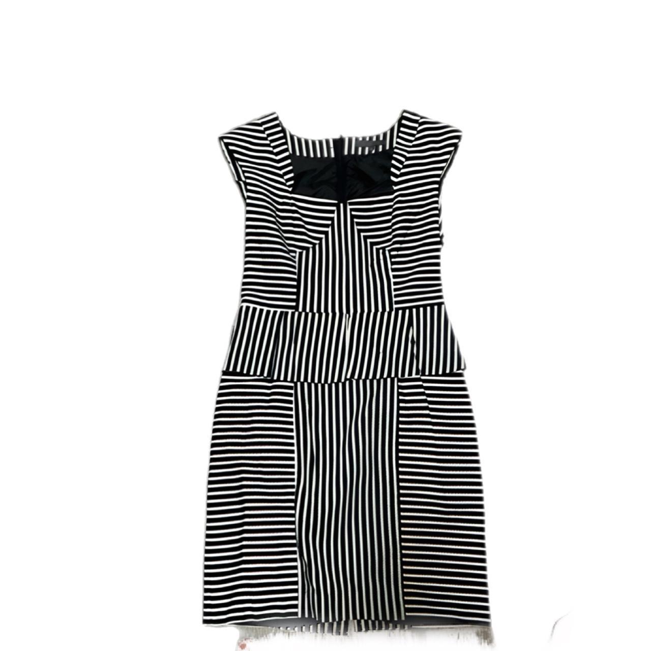 Sheike 10 dress Look chic and stylish in this SHEIKE... - Depop