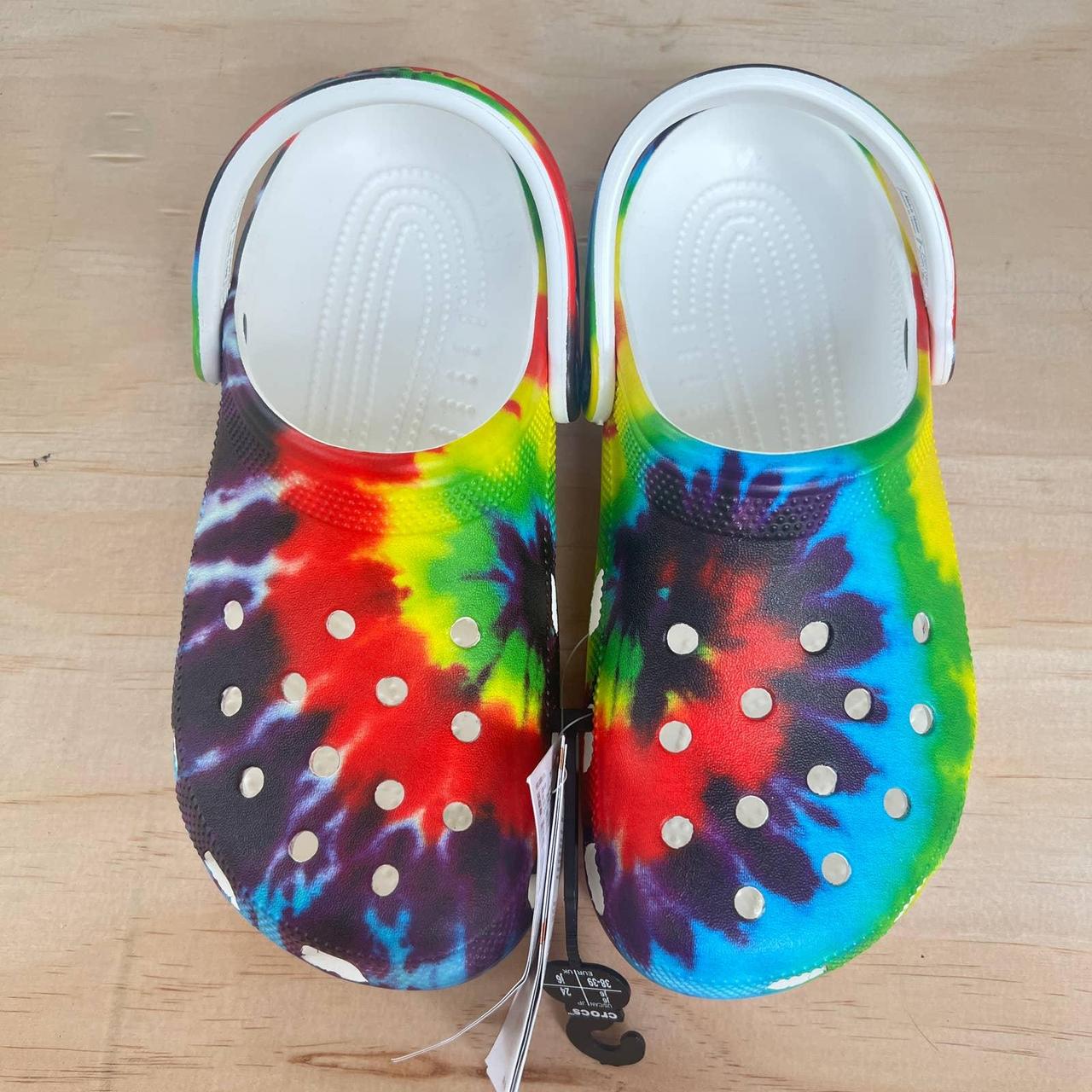 Crocs Women's White and Blue Clogs | Depop