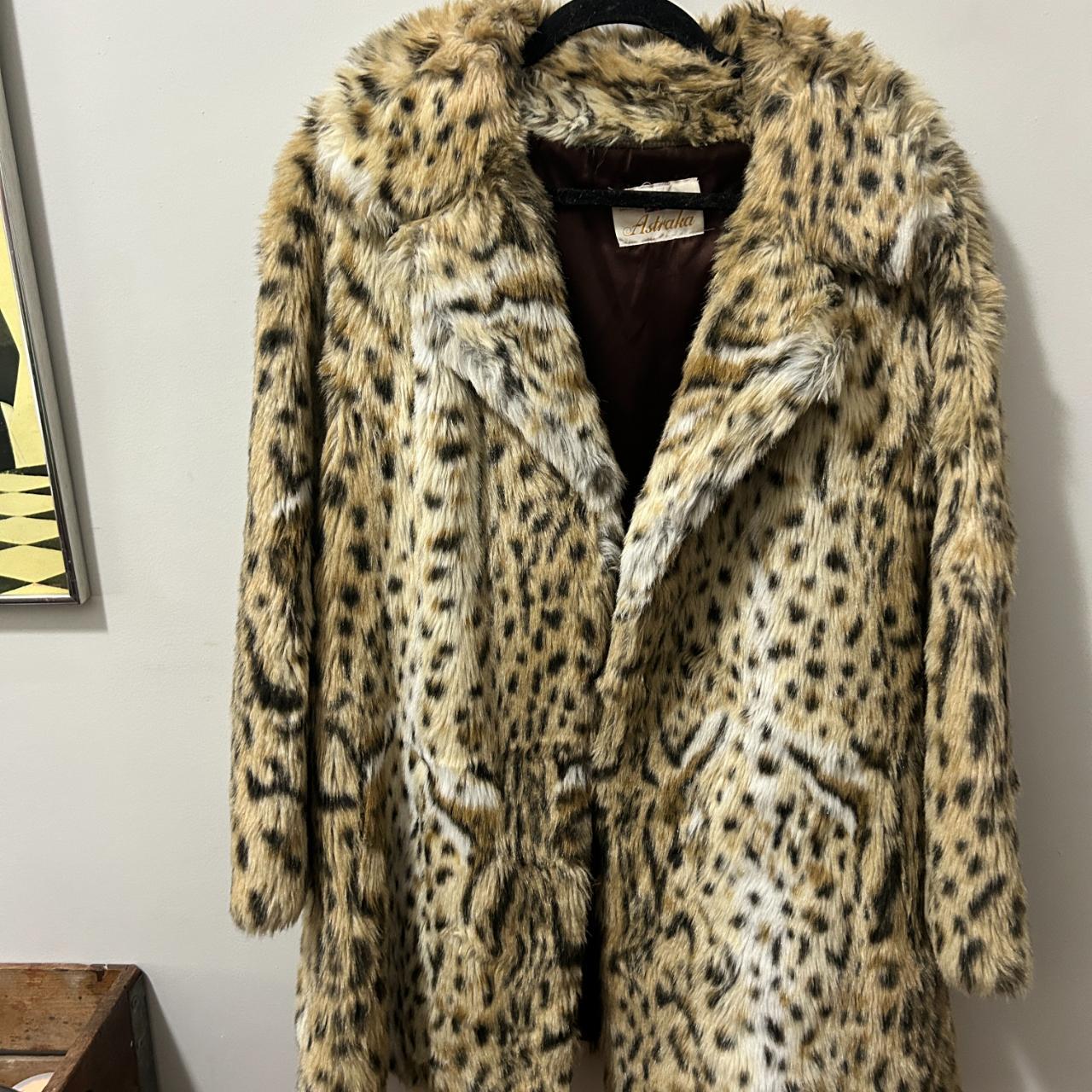 Insanely beautiful leopard print jacket by Astraka.... - Depop