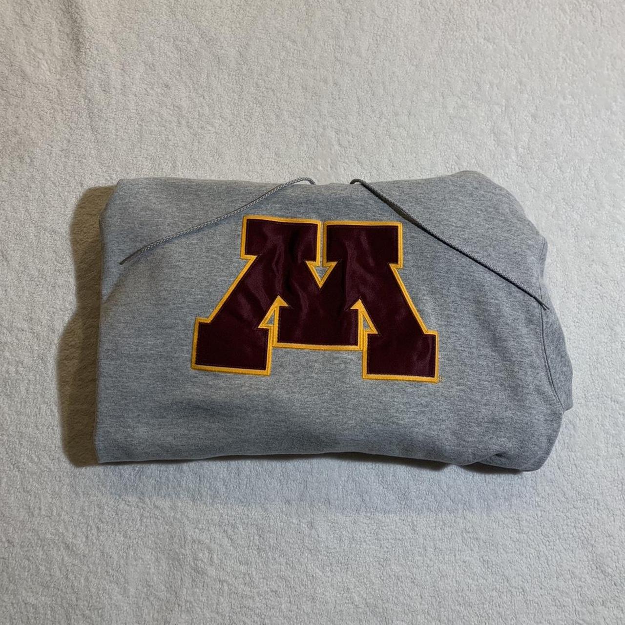 University of Minnesota Hoodie Size M || Excellent... - Depop