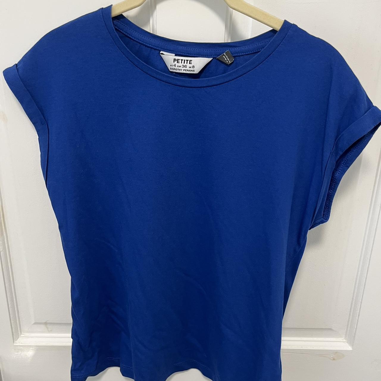 Petite royal blue basic tee, excellent condition,... - Depop