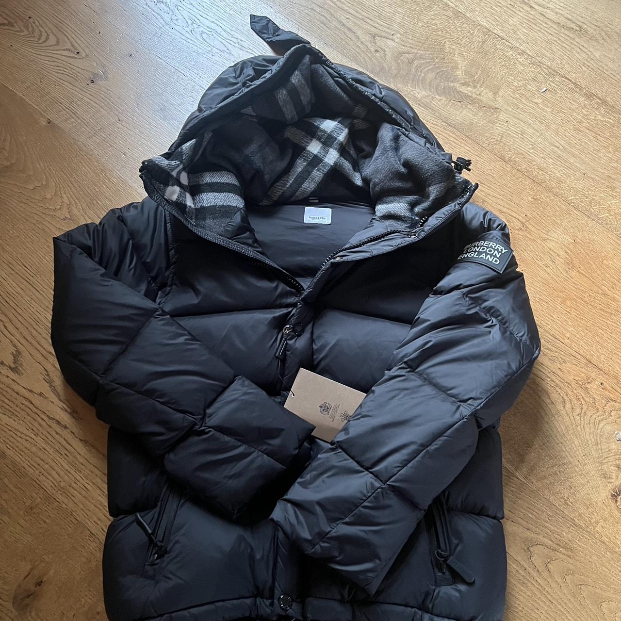 Black burberry puffer jacket, Detachable sleeves - Depop