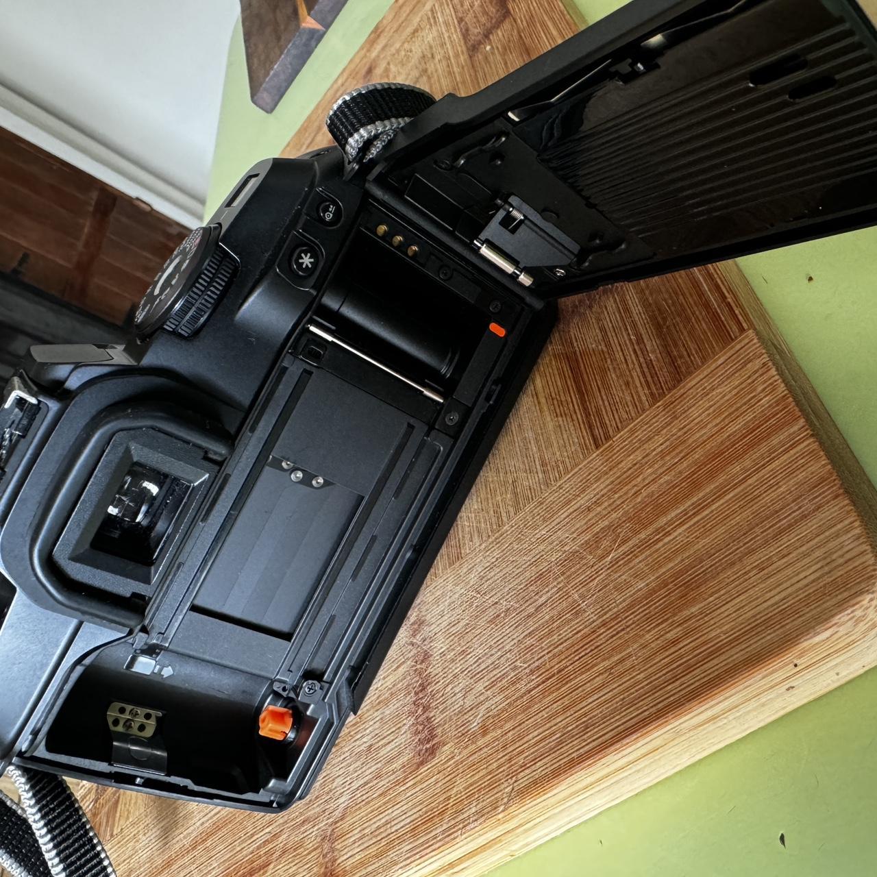 Canon EOS 5000 SLR film camera. Comes with... - Depop