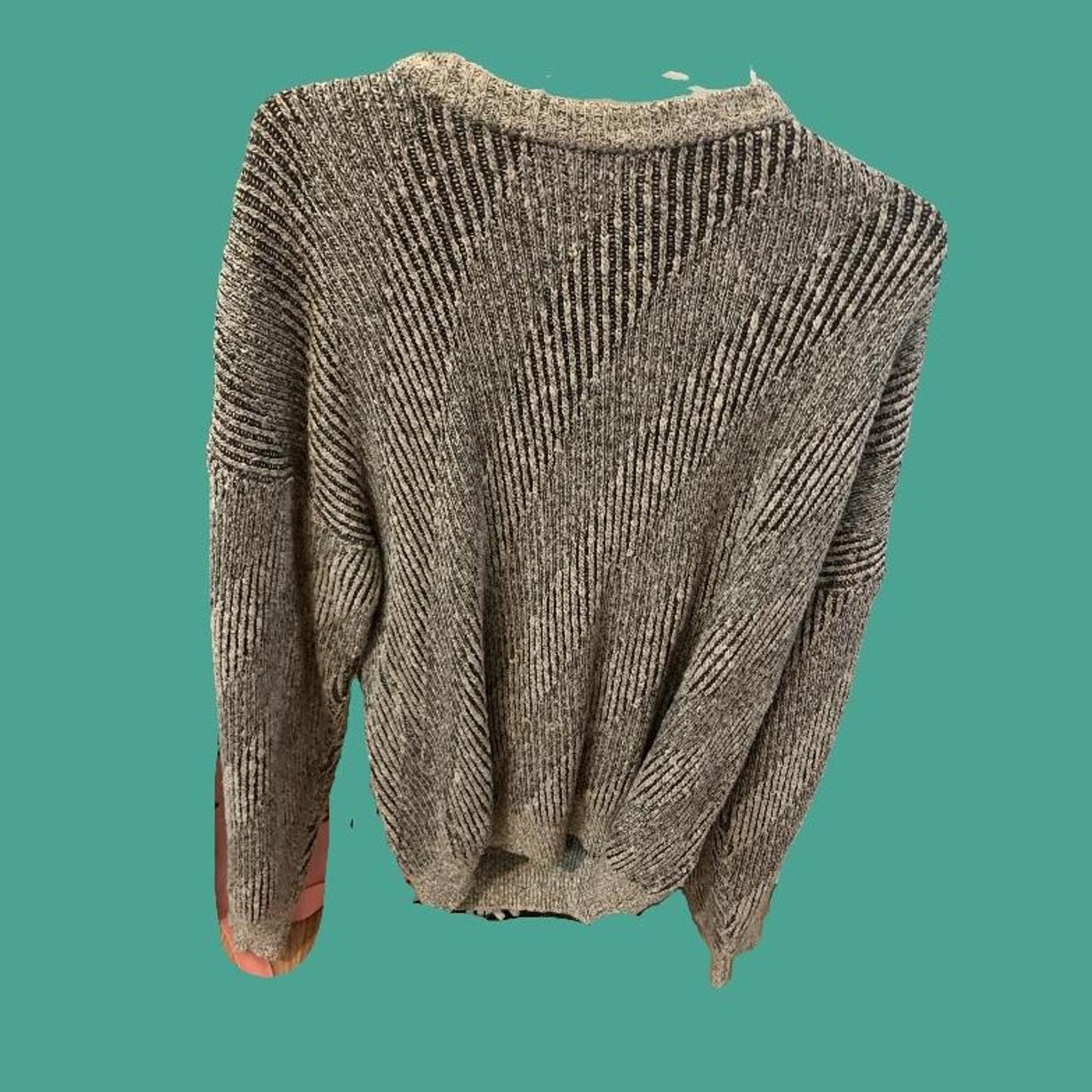 Vintage Medium Large gray sweater 90s 2000s men women - Depop
