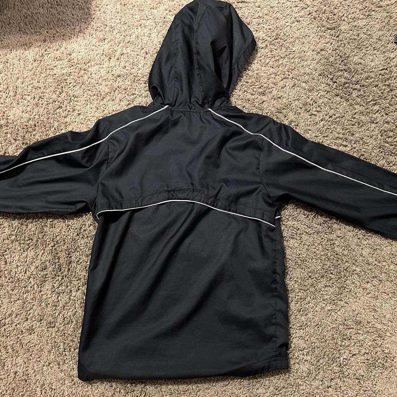 Nike wind breaker Kids size medium... - Depop