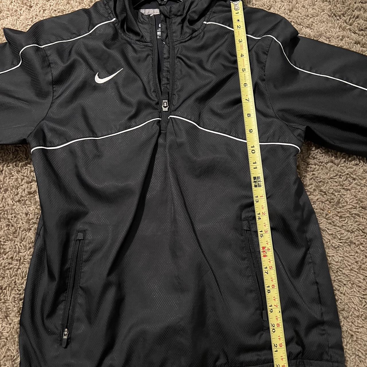 Nike wind breaker Kids size medium... - Depop