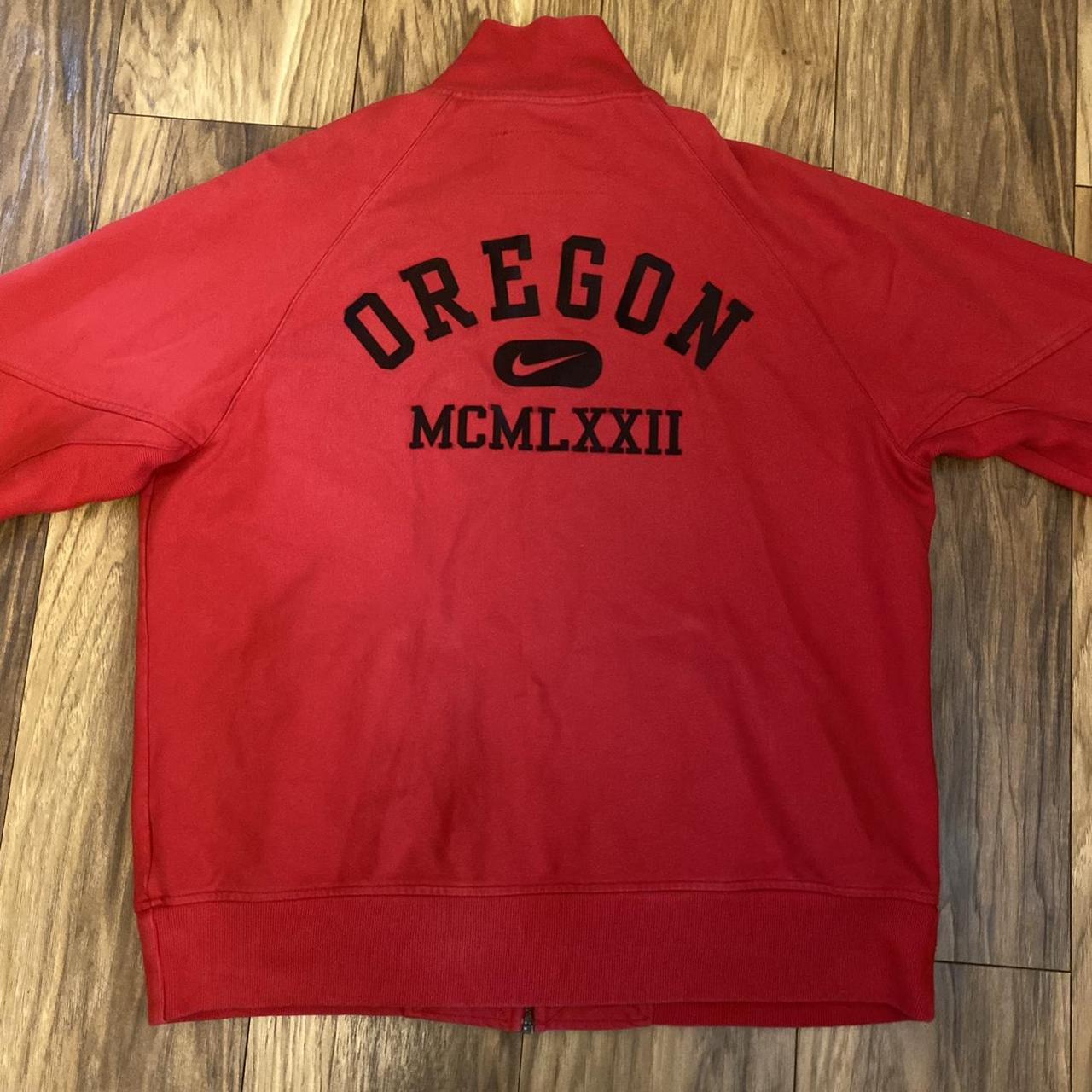 Vintage Nike Team Oregon Jacket Size: Large In Good... - Depop