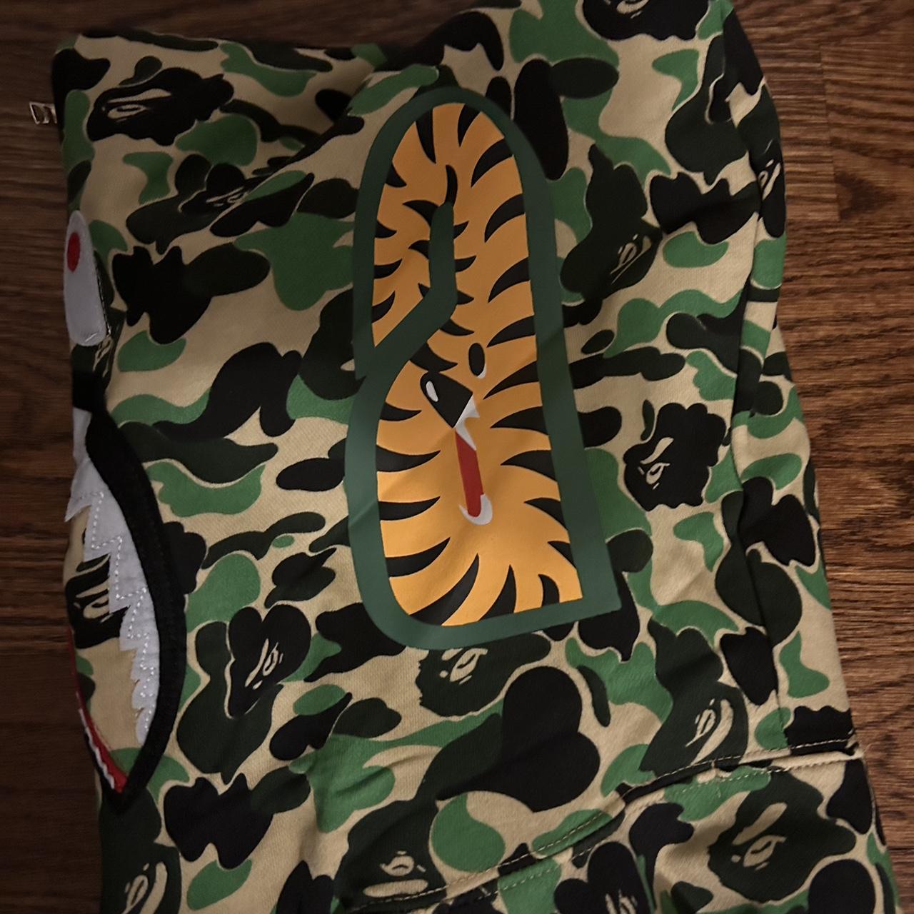 Green Bape hoodie never worn before size large fits... - Depop