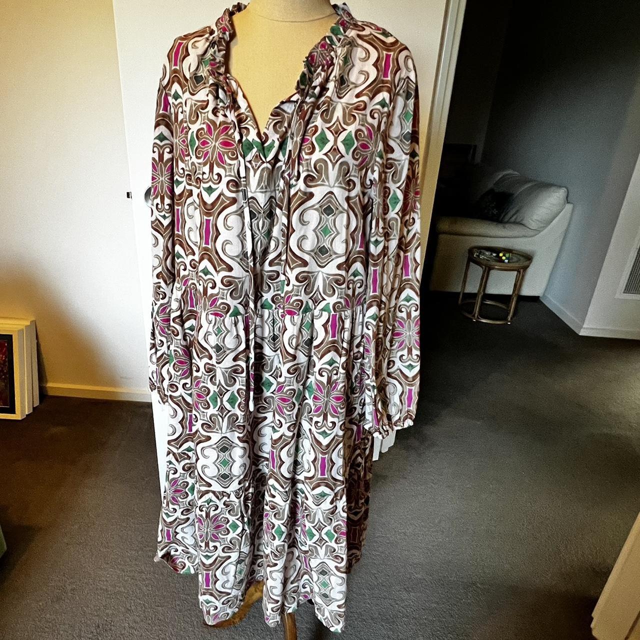 BNWT Sussan dress, size 18. Dress comes with... | Depop