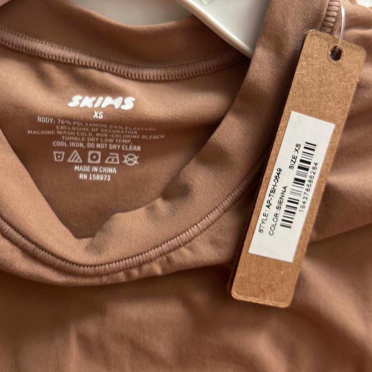 Skims fit everybody top Color siena Size Size... - Depop