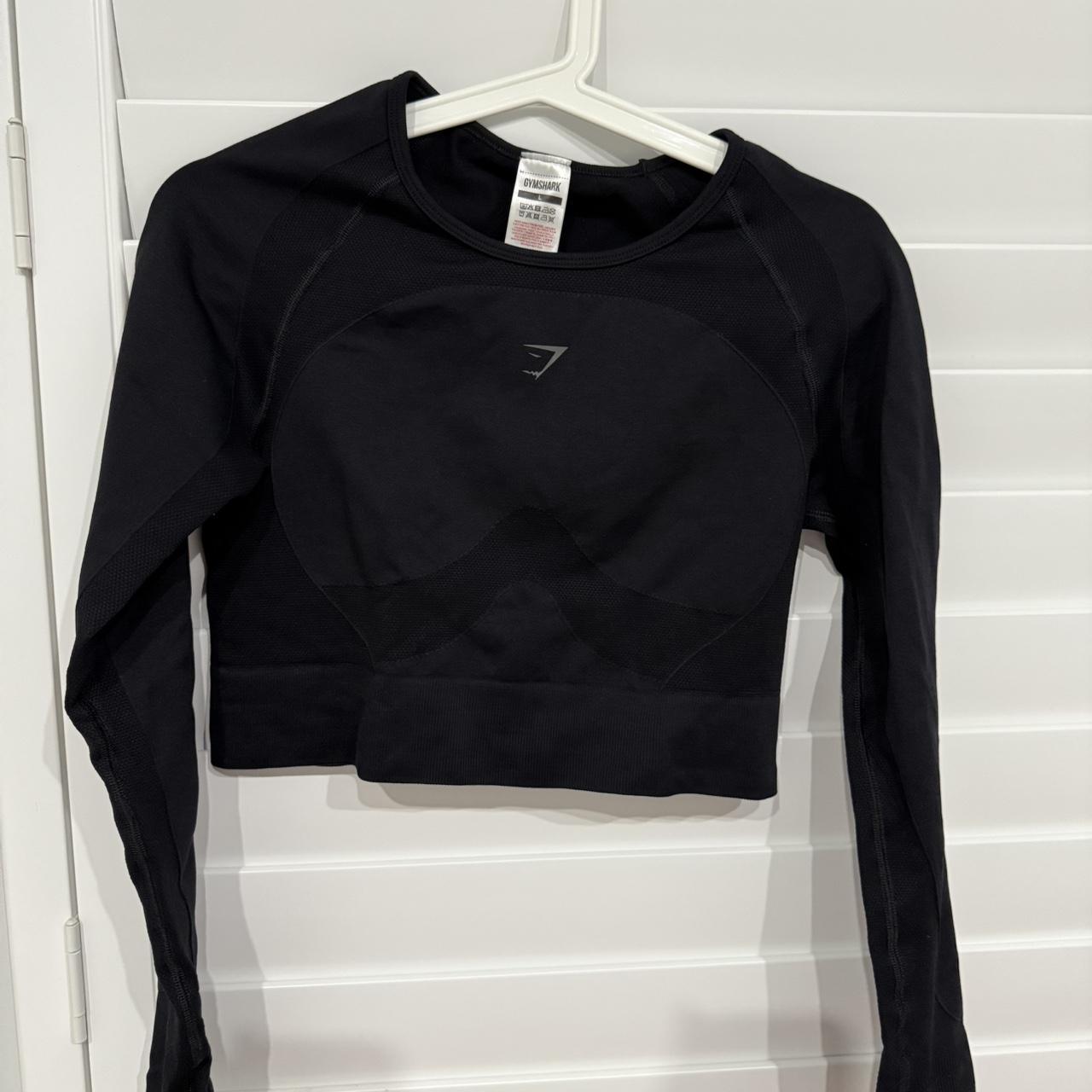 Gymshark black long sleeve crop top #gymwear Never... | Depop