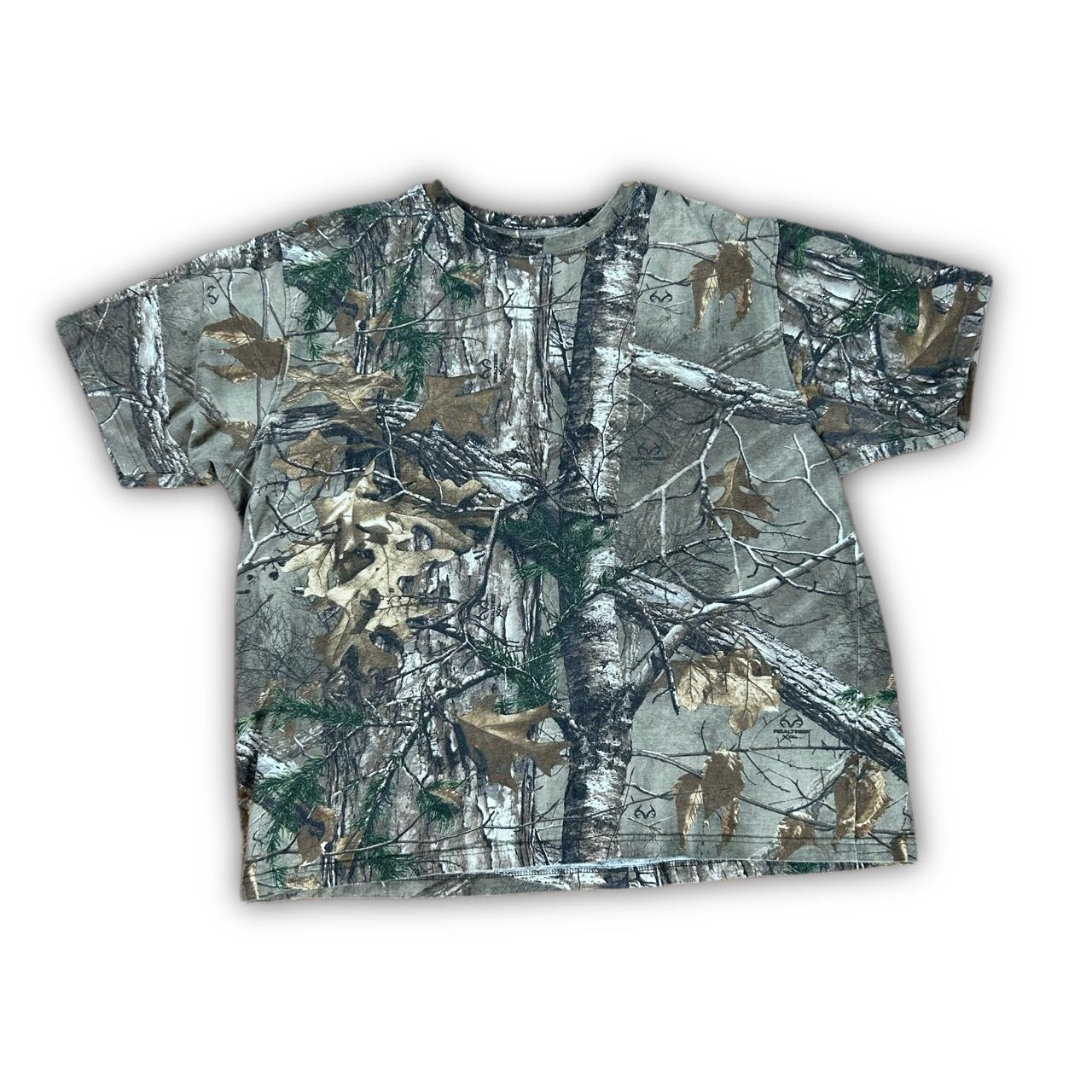 Real Tree hunters camo t shirt Size XXL Pit to... - Depop