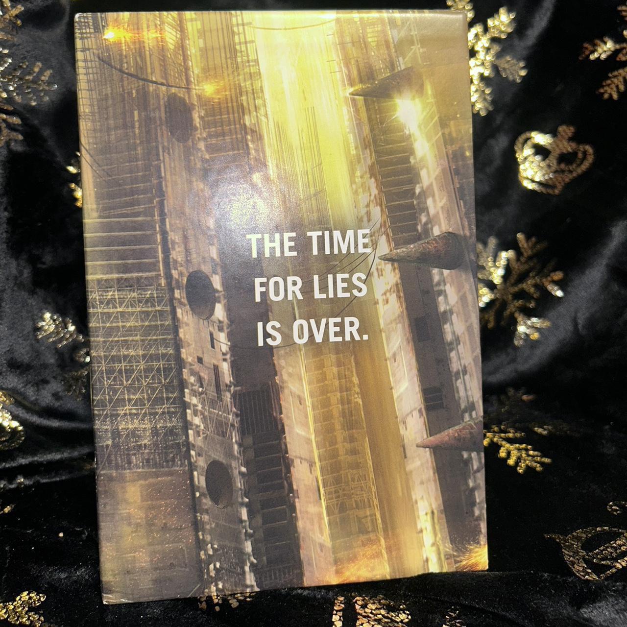 The maze runner series 5 book collection with... - Depop