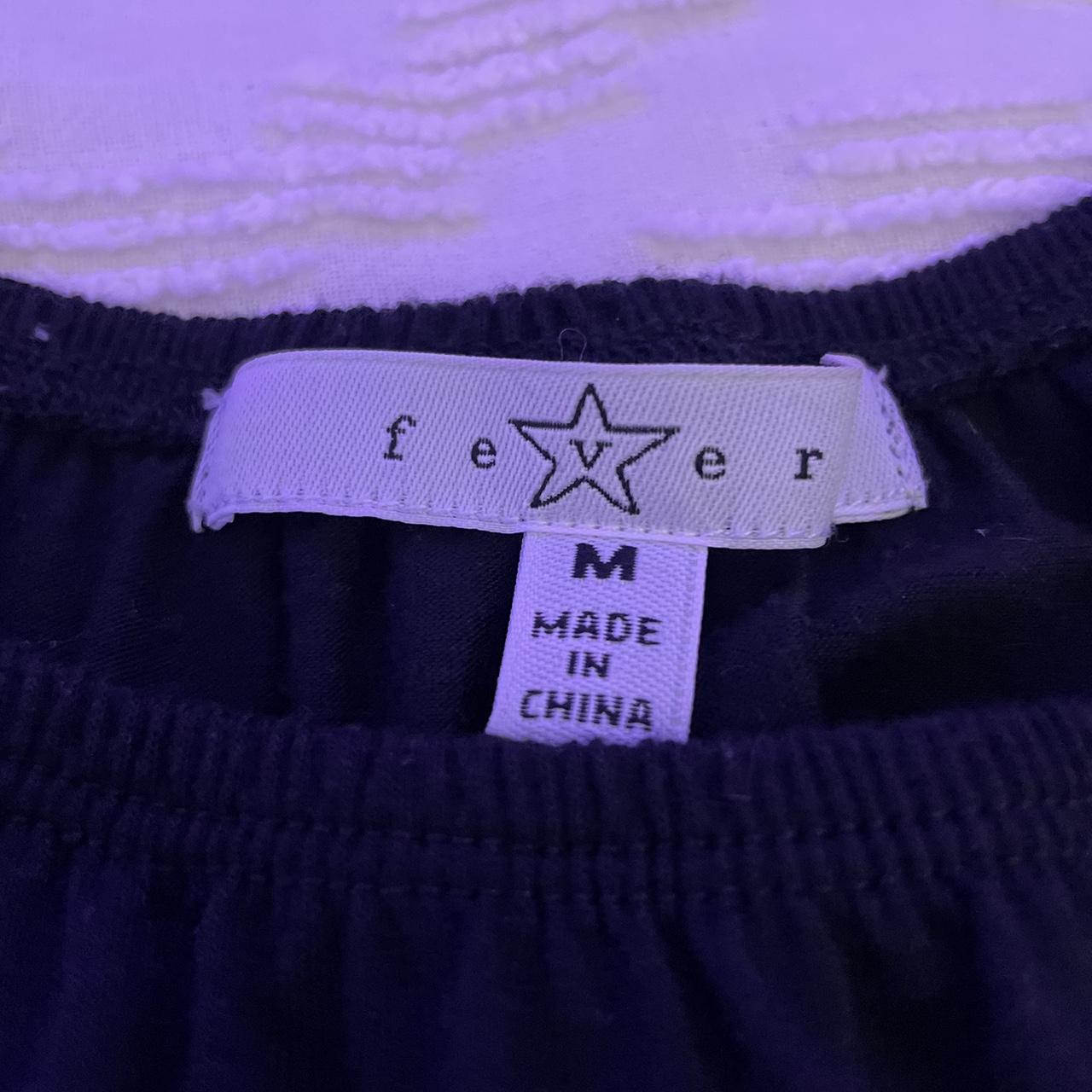 fever top. -worn few times -size m - Depop