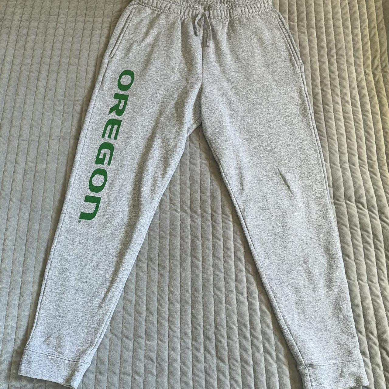 university of oregon grey sweatpants - Depop