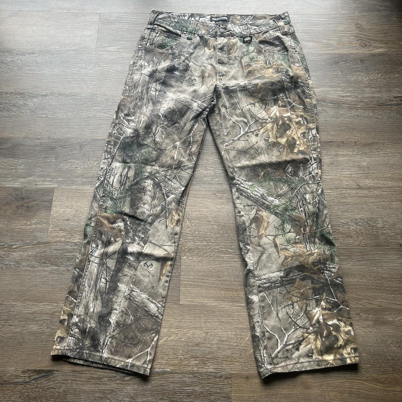 Vintage Realtree camo pants #camo #vintage - Depop
