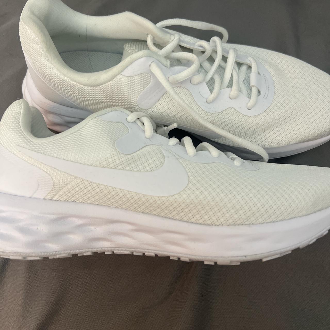 White Nike running sneakers - Depop