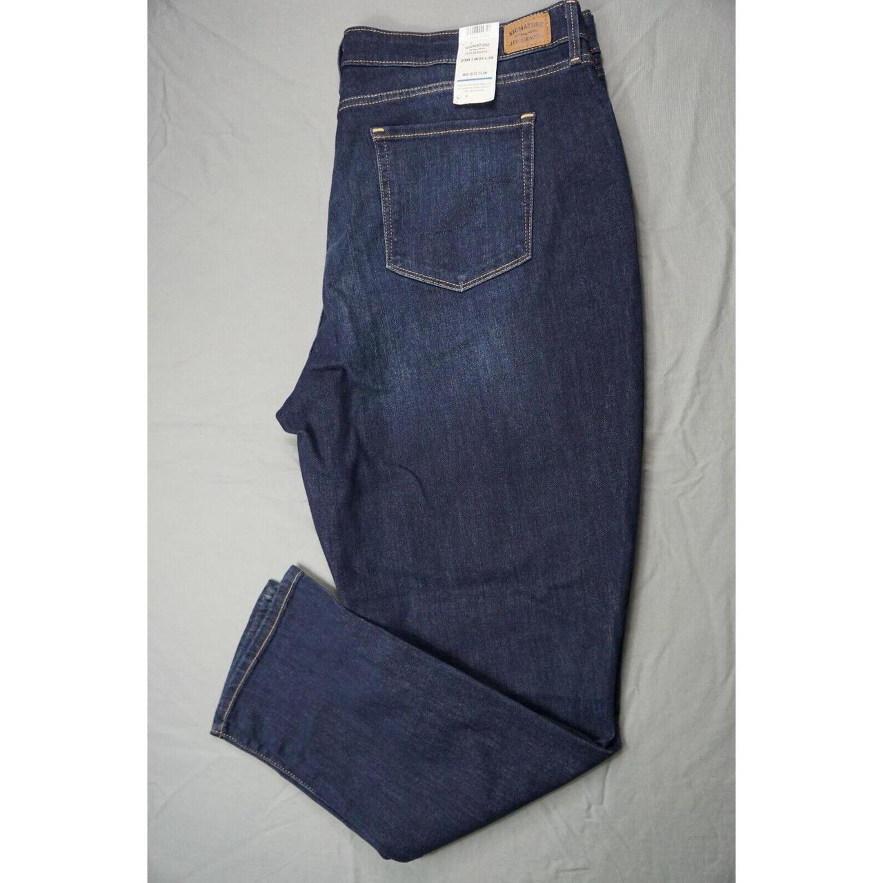 Levi Strauss Signature Mid-Rise Slim Lightweight... - Depop