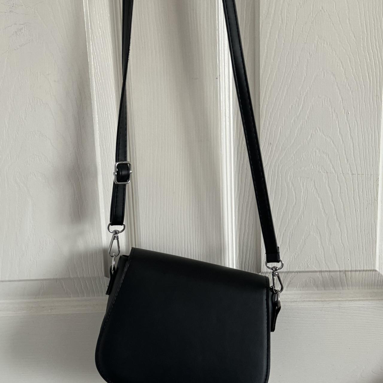 Small black cross body bag - Depop
