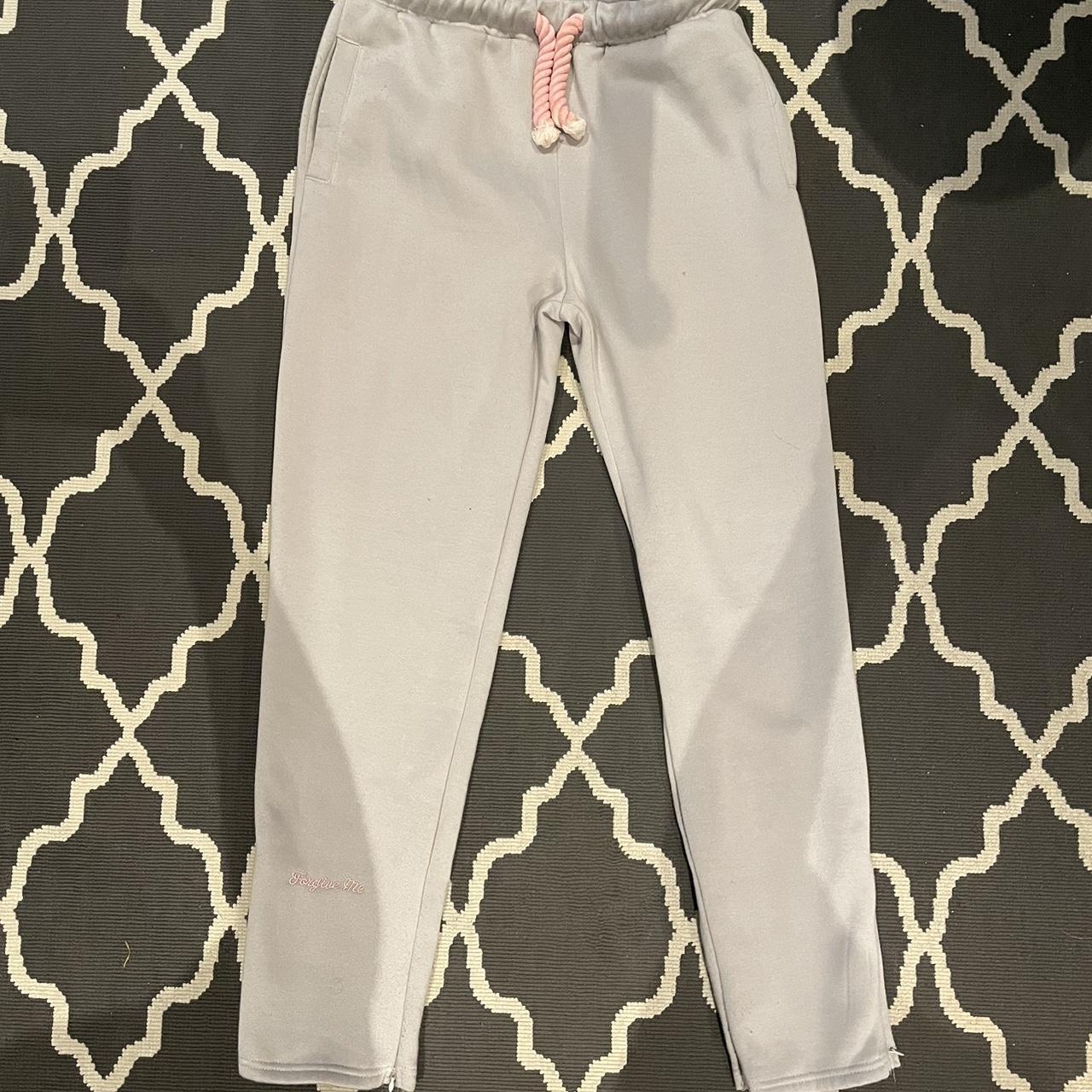 SYNA Gray and Pink Tracksuit🩶🩷 Rapper Central Cee's... - Depop