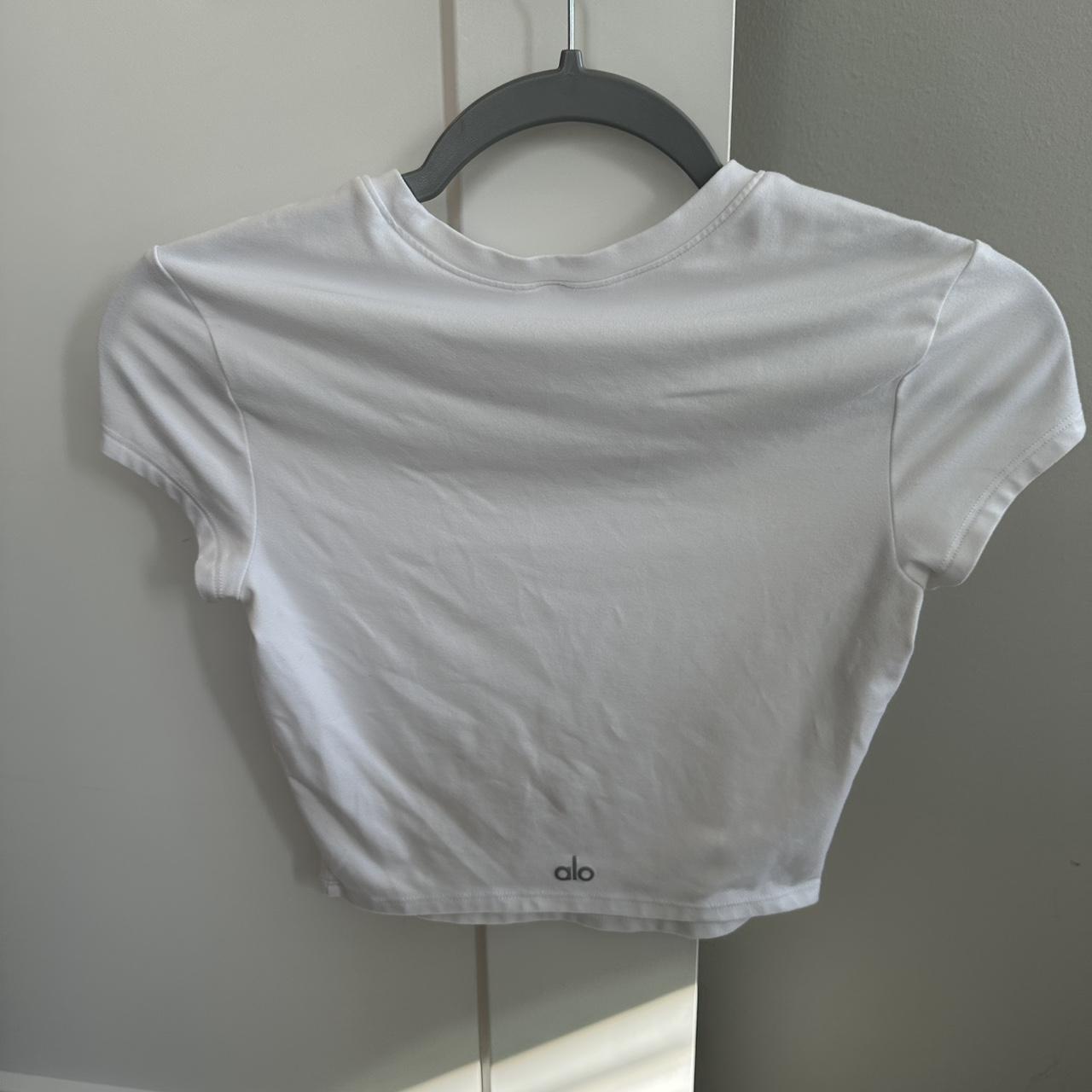 White Crop T shirt Alo Size xs (Discolored underarm) | Depop