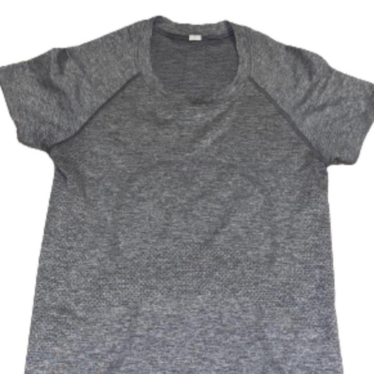 Lululemon Women's Grey Shirt | Depop