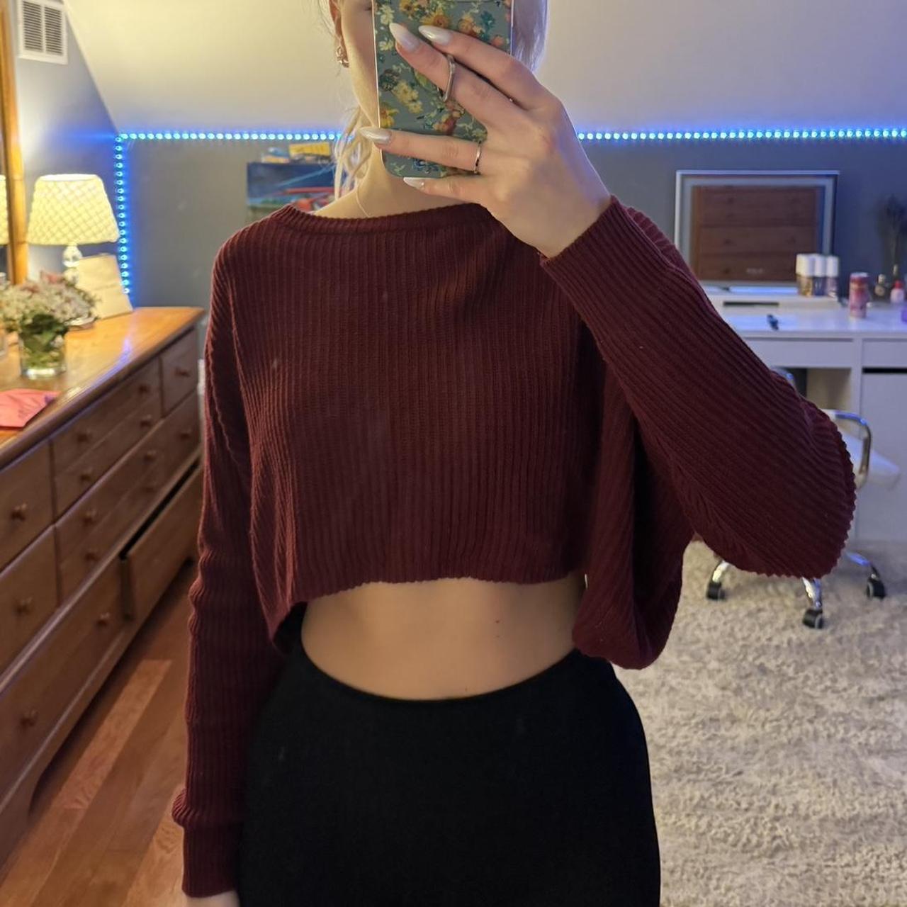Windsor red cropped sweater - Depop