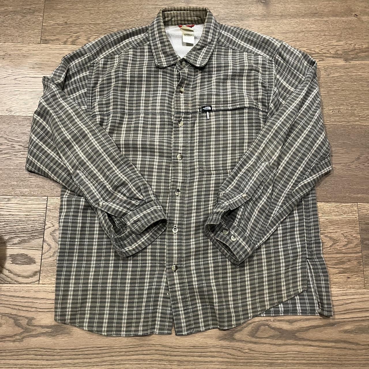 North Face flannel -Size: M -Fits: L -Condition:... - Depop