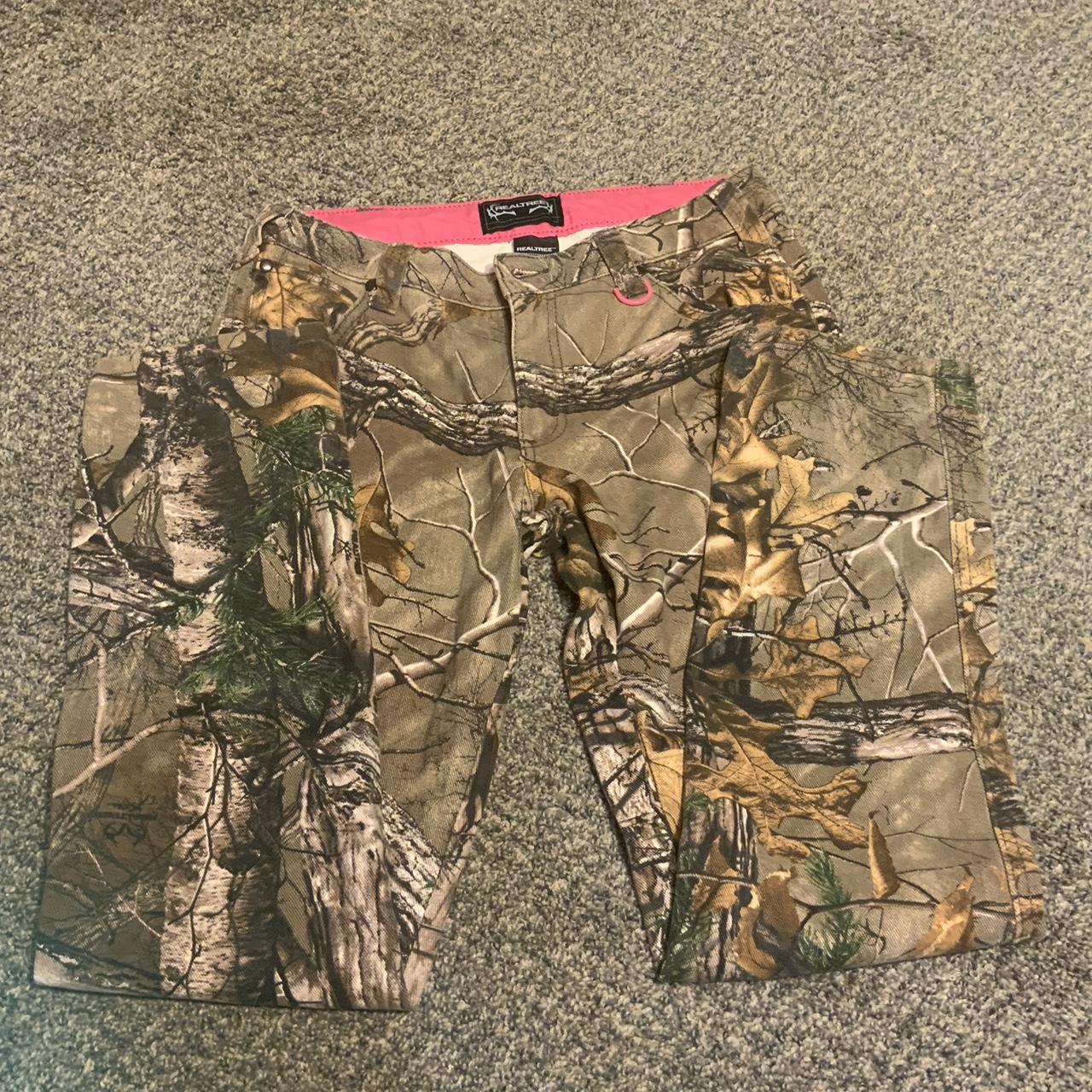 Real tree camo pants - Depop