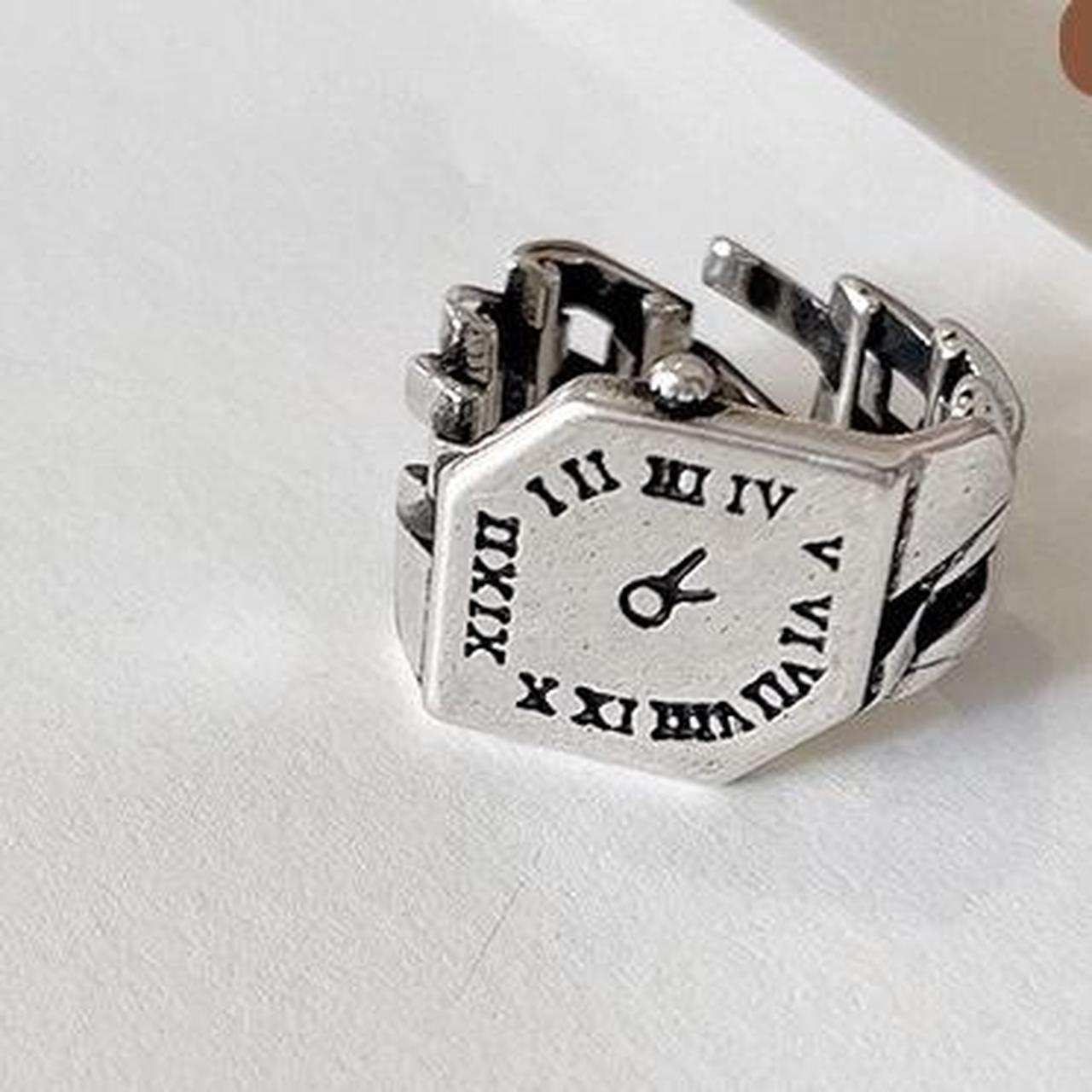 Time on finger rings - Adjustable Sliver alloy,... - Depop