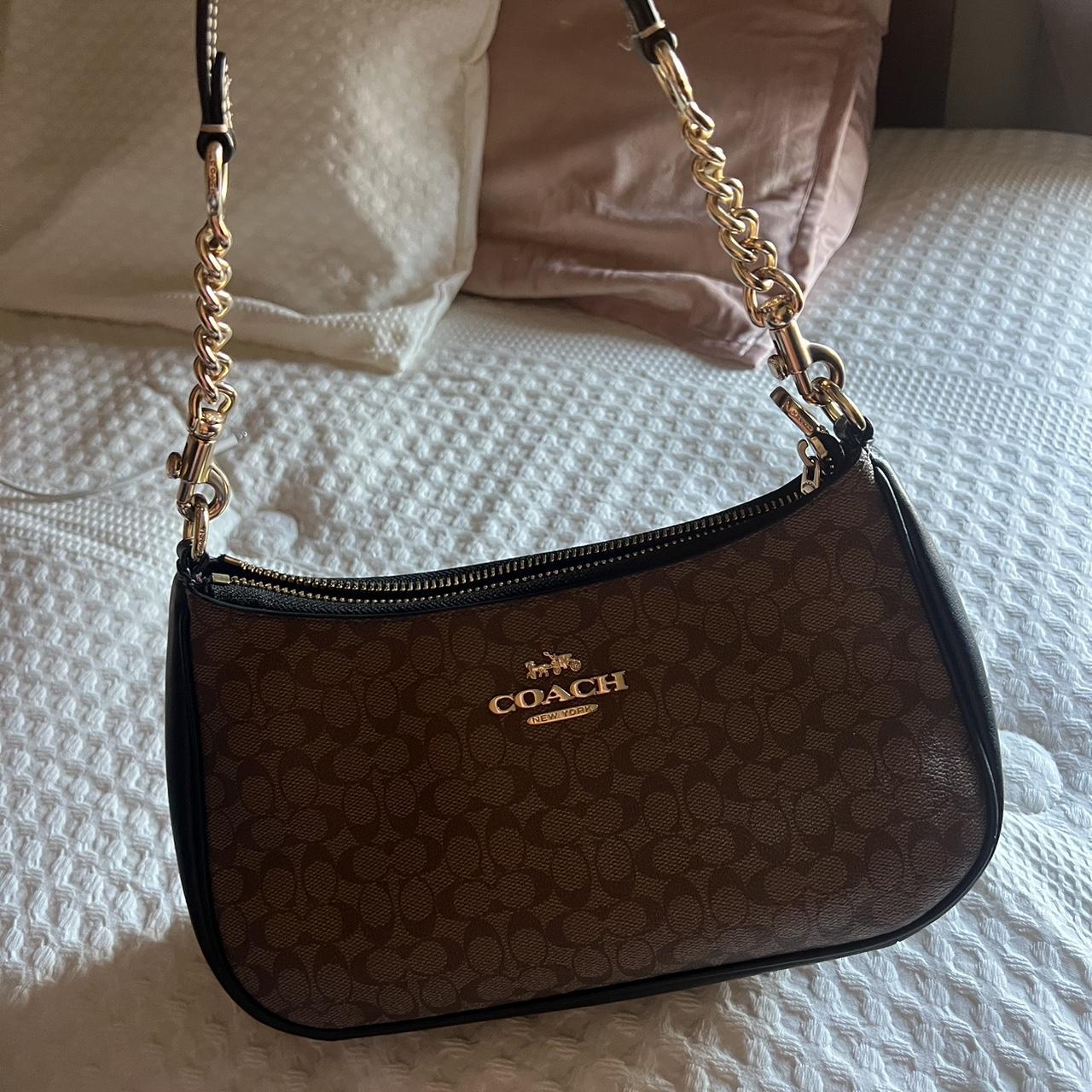 Coach Terri shoulder bag The outside is in good... - Depop