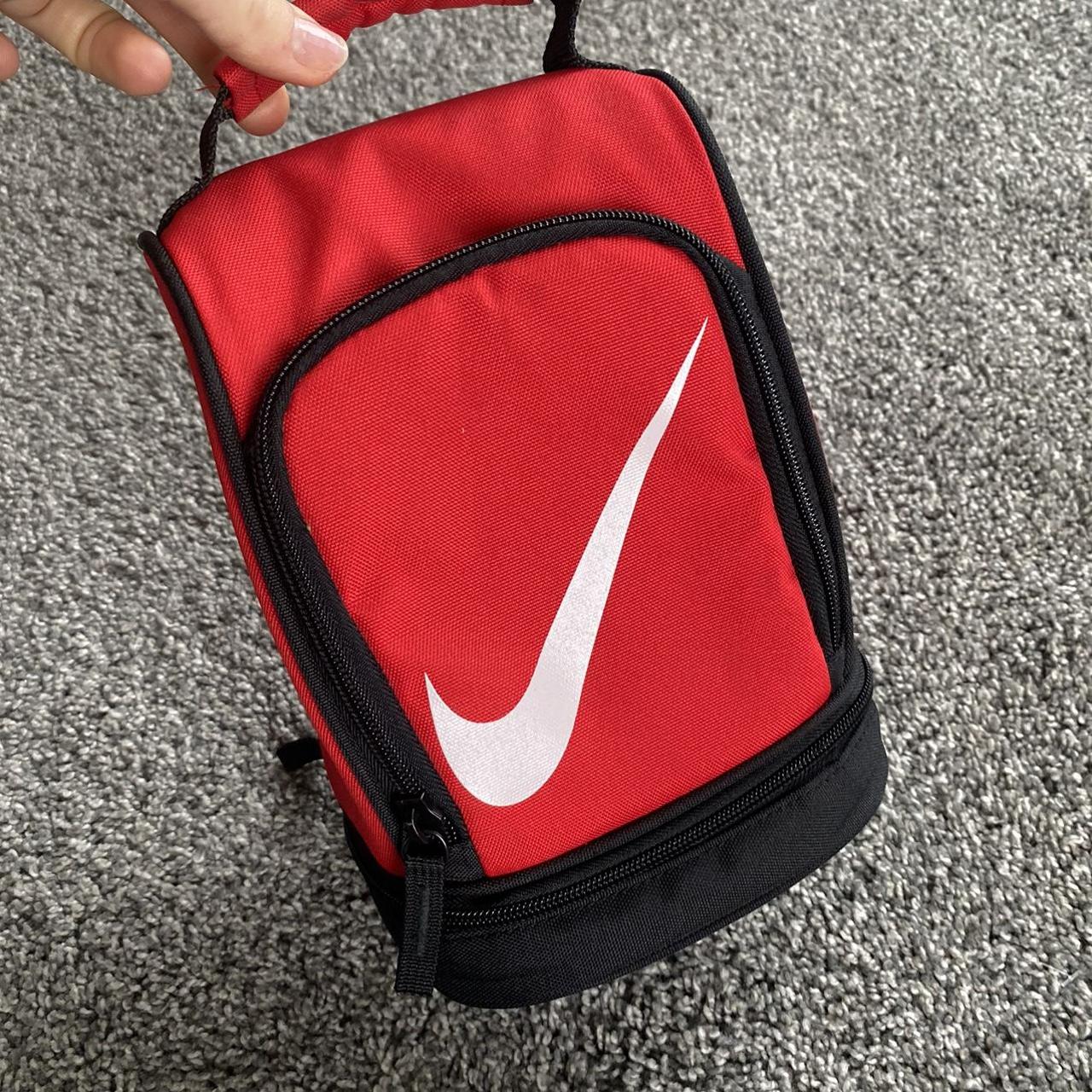 Nike Cooler Lunch Box Used but in excellent... - Depop