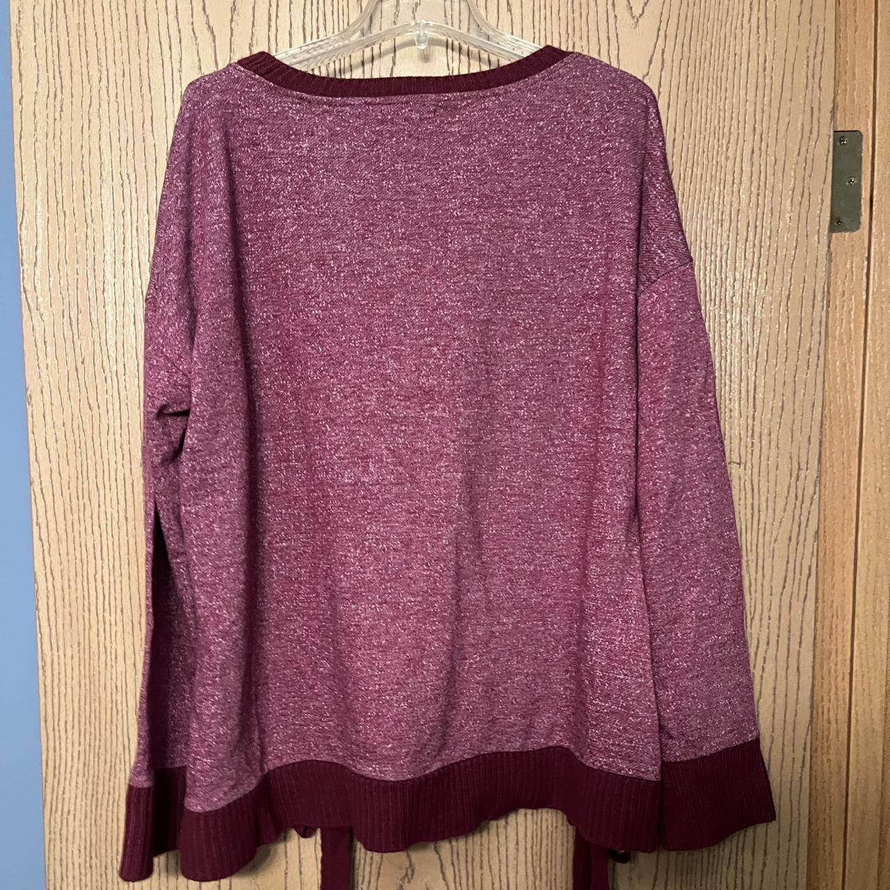 Maurice’s tie bottom sweatshirt - Depop