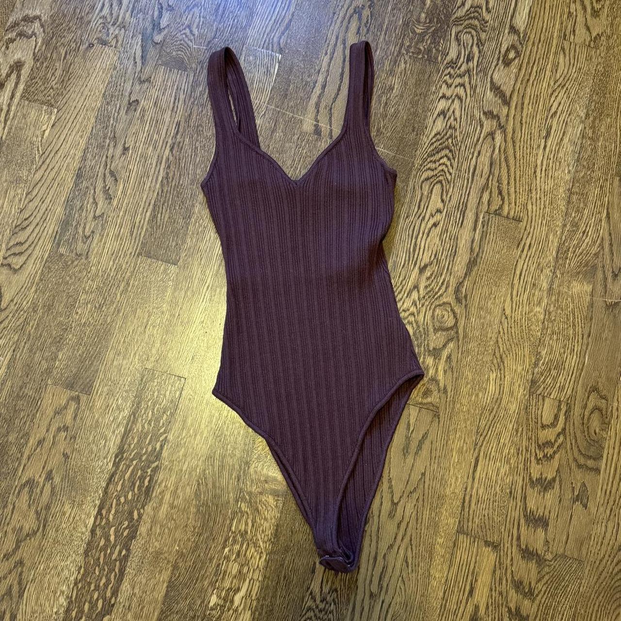 brown ribbed bodysuit. No flaws! - Depop