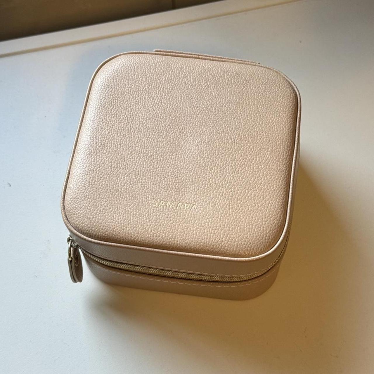Samara jewelry box. No flaws! - Depop